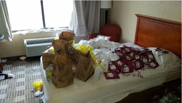 These Pictures Show The Most Disgusting States Some Hotel Rooms Have ...