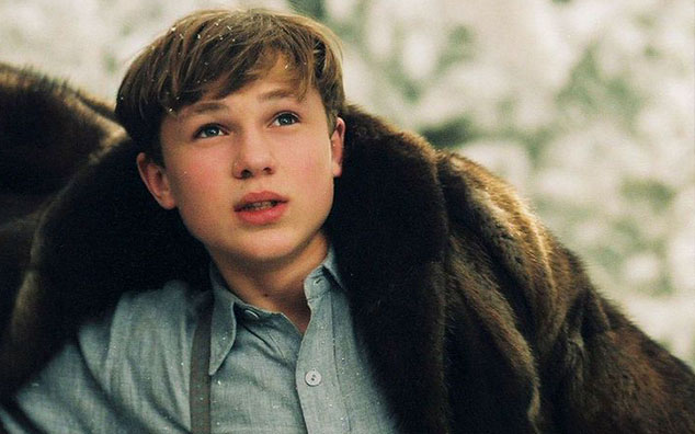 Peter Pevensie The Lion The Witch And The Wardrobe